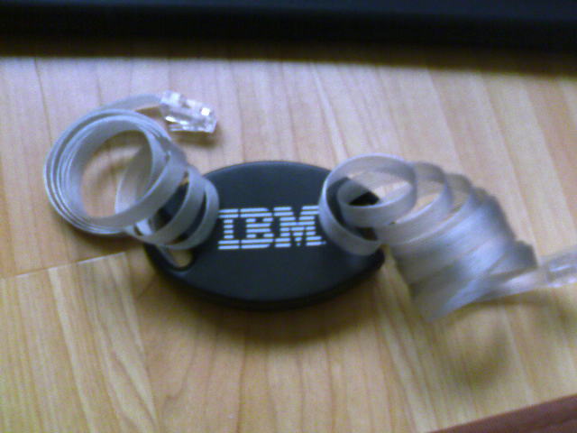 TPHOLIC - 자유게시판 - 휴대용 랜선이 왔네용...^^