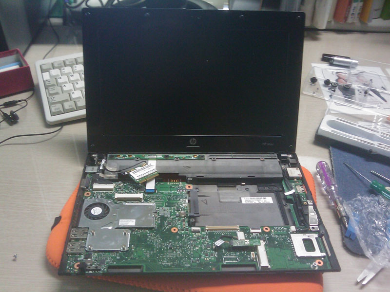 TPHOLIC - 자유게시판 - HP 넷북에 브로드컴 HD 디코더 장착 성공기