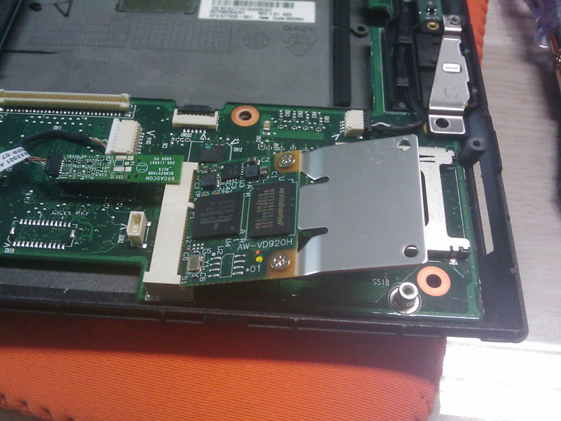 TPHOLIC - 자유게시판 - HP 넷북에 브로드컴 HD 디코더 장착 성공기