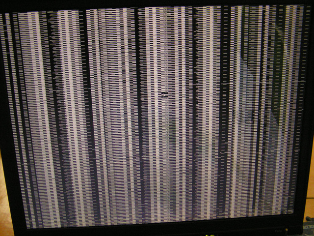 TPHOLIC - 자유게시판 - 처음에 X21을 사용해보고 IBM 매니아가 되었습니다. 지금은 T40P를 사용중입니다.