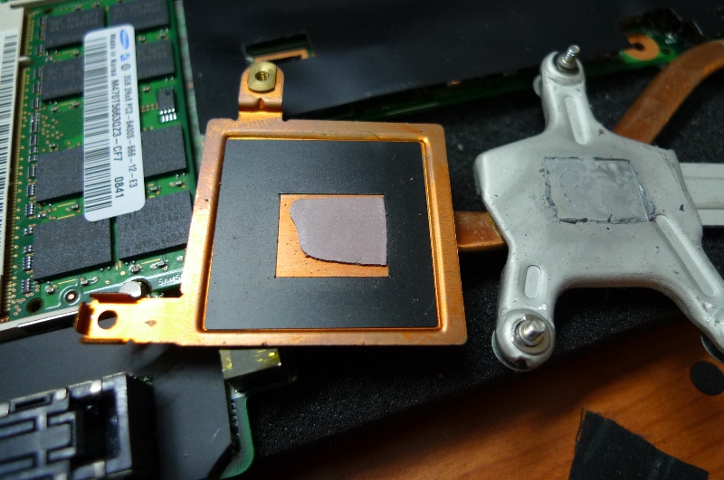 TPHOLIC - 자유게시판 - cpu에 써멀구리스 작업 힘드시죠?..