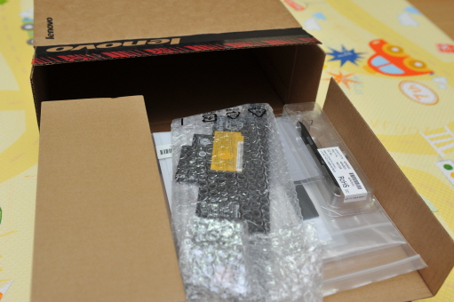 TPHOLIC - 자유게시판 - x201t 개봉기 및 외형 관찰