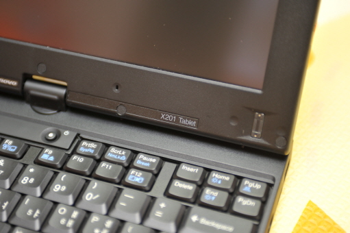 TPHOLIC - 자유게시판 - x201t 개봉기 및 외형 관찰