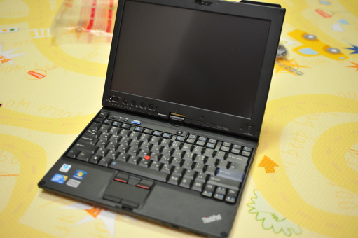 TPHOLIC - 자유게시판 - x201t 개봉기 및 외형 관찰