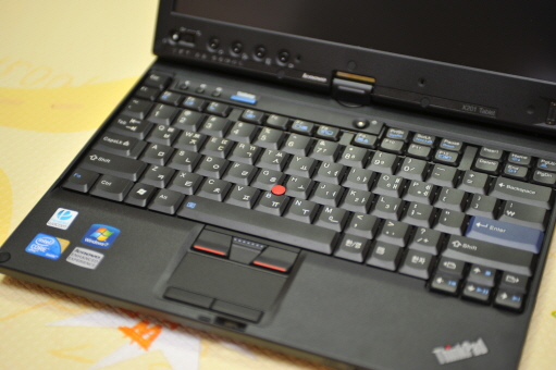 TPHOLIC - 자유게시판 - x201t 개봉기 및 외형 관찰