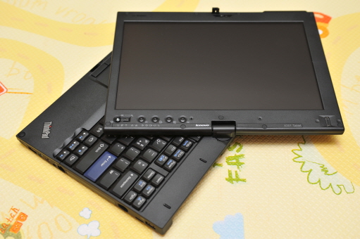 TPHOLIC - 자유게시판 - x201t 개봉기 및 외형 관찰