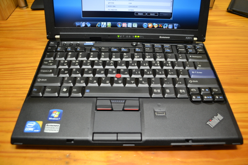 TPHOLIC - 유저Think갤러리 - X201 9셀 베터리