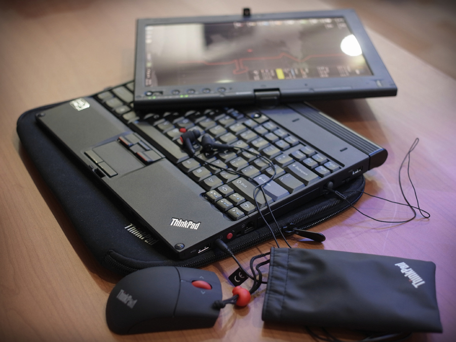 TPHOLIC - 유저Think갤러리 - X201T outdoor