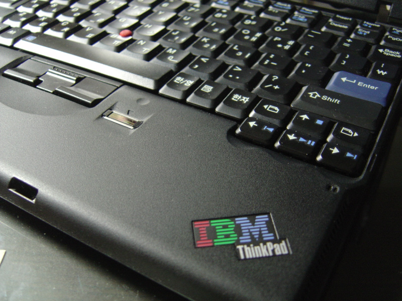 TPHOLIC - 유저Think갤러리 - X61 스티커 작업